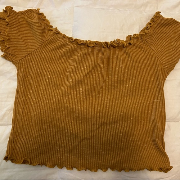 Tops | Gold Ruffle Crop Top With Metallic Specs Size M | Poshmark